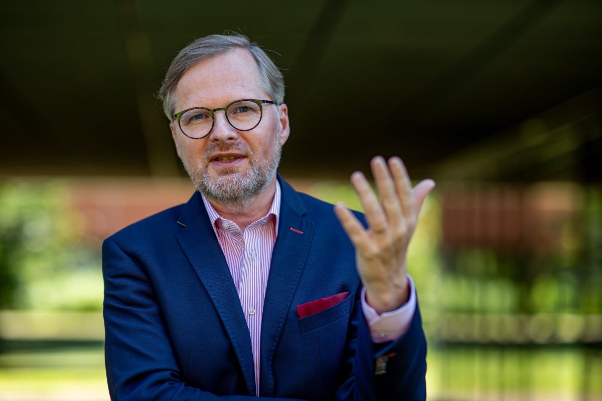 Премьер Чехии Фиала объявил о поставке Украине боевых вертолетов и ...