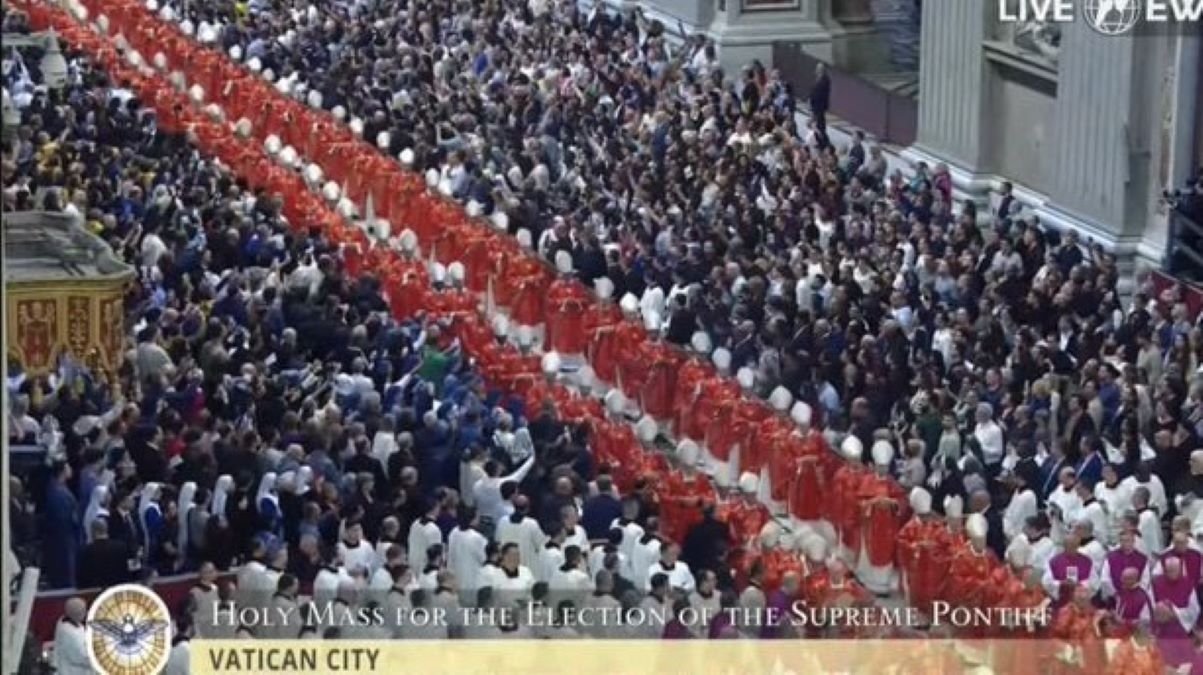 В Ватикане начался Конклав, в ходе которого кардиналы выберут нового ...